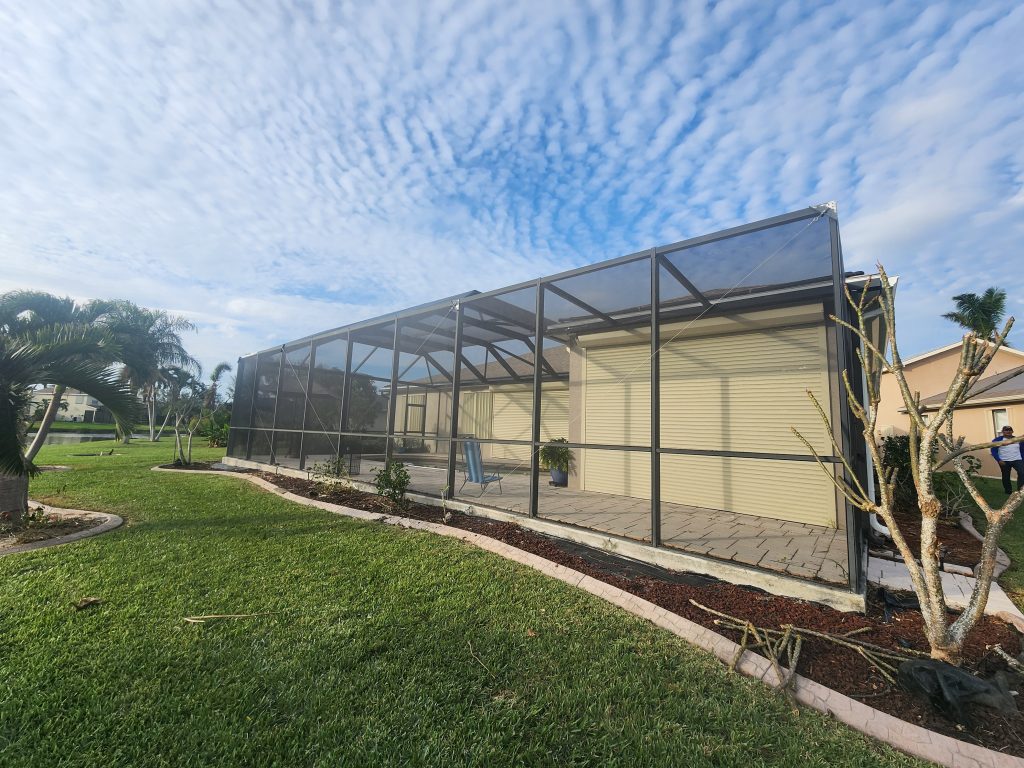 How to Maintain Your Pool Cage Screens: A Homeowner’s Guide - Best ...